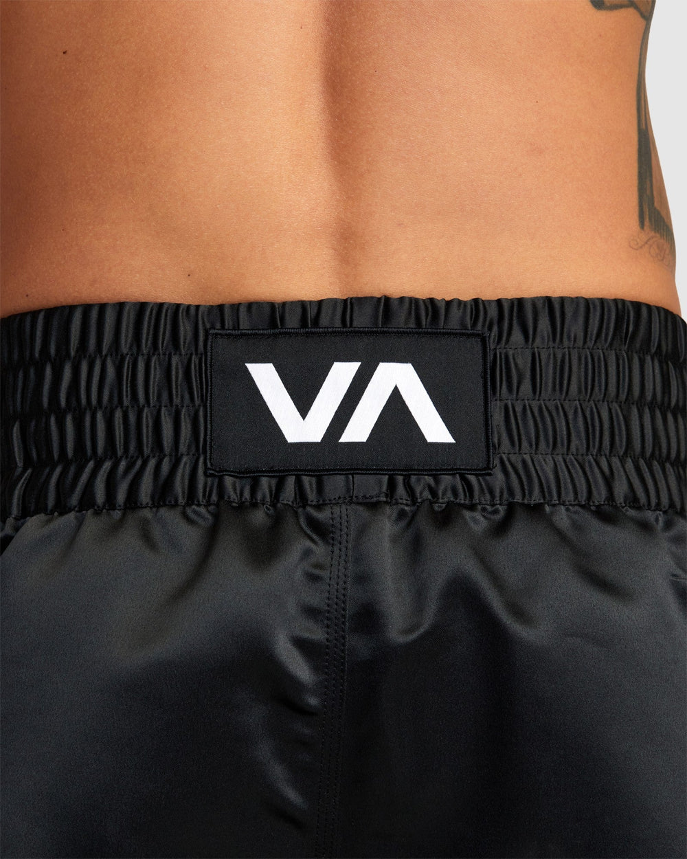 Mens Muay Thai Mod 15" Shorts – RVCA AU